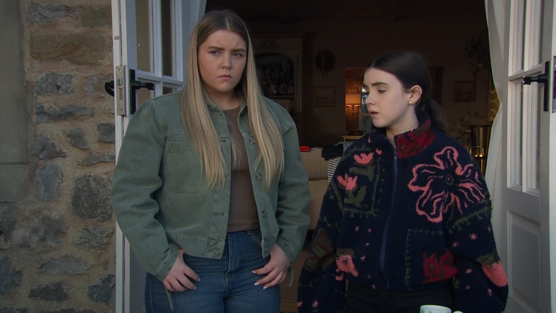 Emmerdale pays on-screen tribute to 'friend and colleague' Stephanie ...