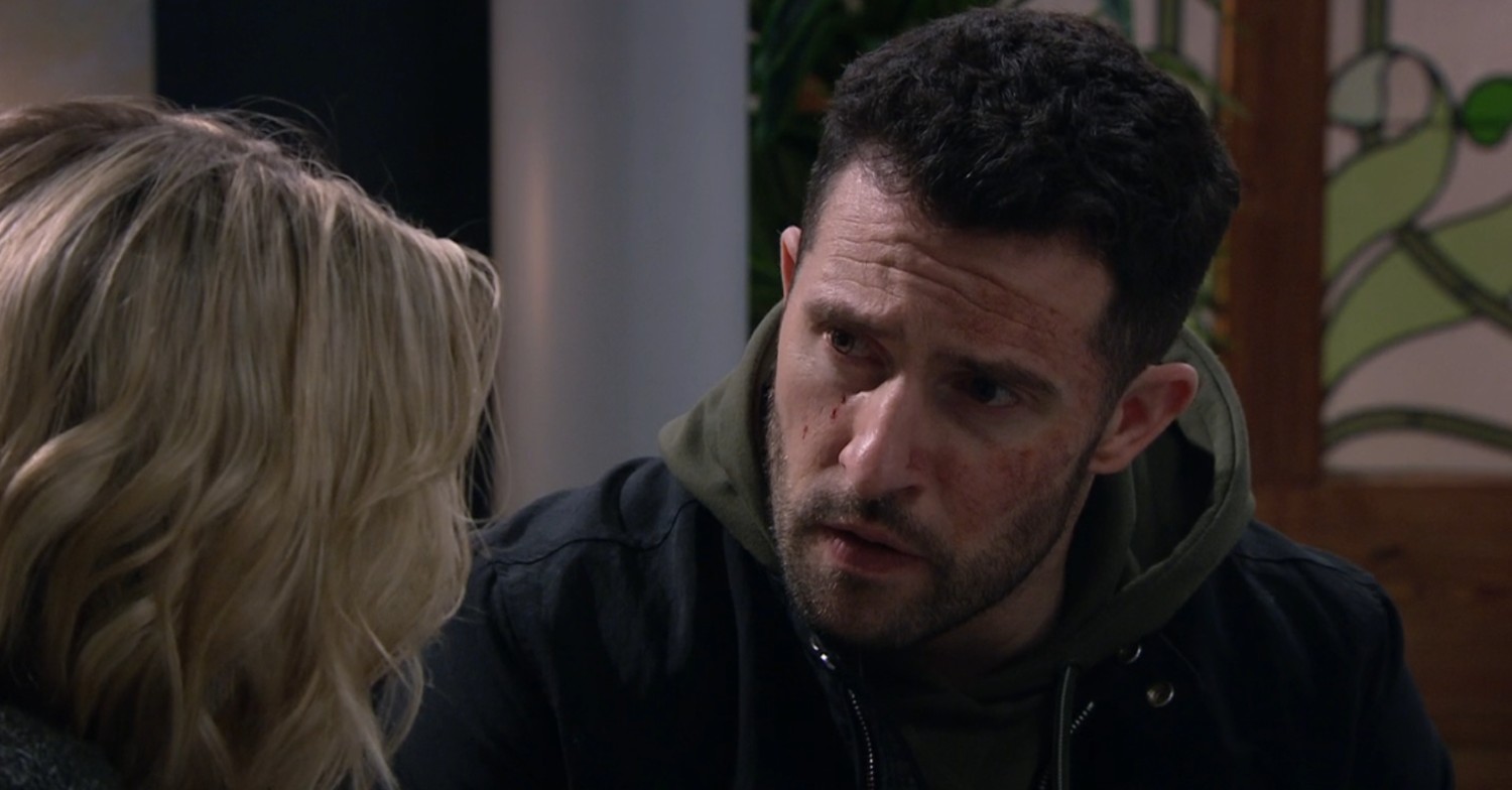 Emmerdale fans furious as Steph dumps Ross