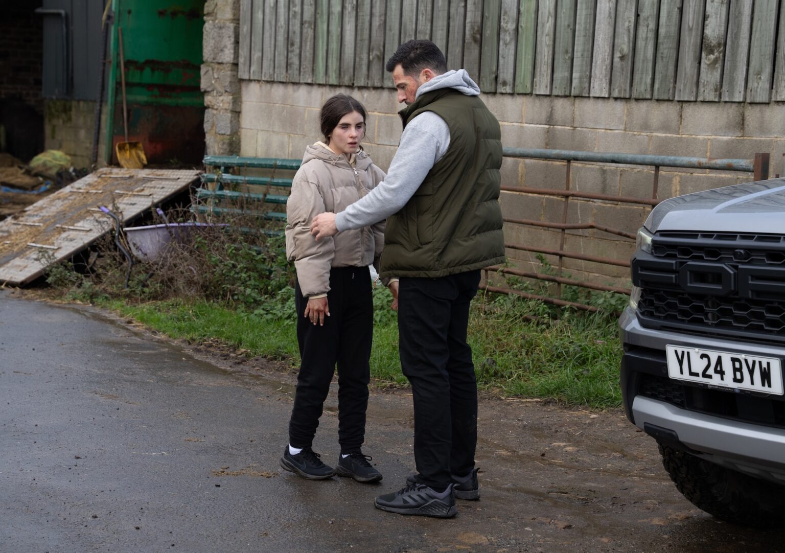 Emmerdale brings another 'dead' character back as who killed Ray is ...