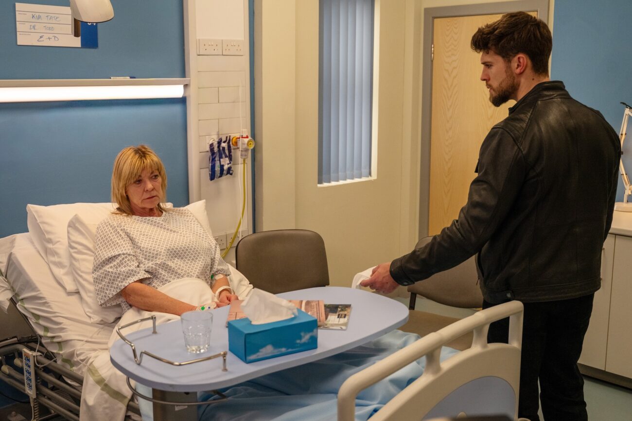12 Emmerdale spoilers for Mon, Mar 30 - Fri, Apr 3: Kim fights for life ...